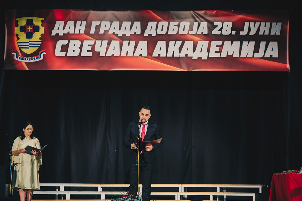Svečanom akademijom obilježen veliki praznik grada Doboja - Nacelnik